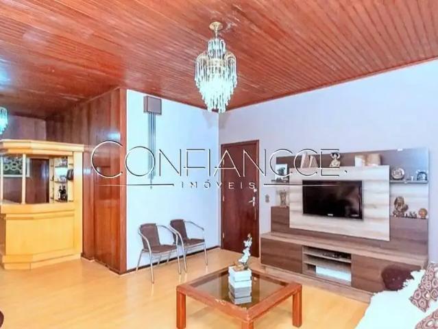 Casa / Sobrado para Locação em Curitiba/PR São Lourenço 4 Quartos