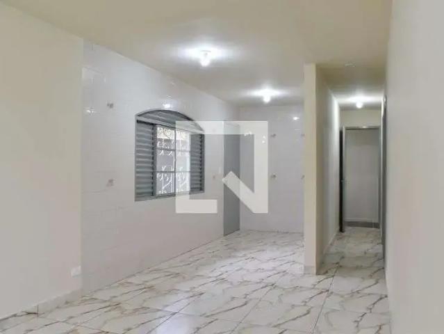 Casa / Sobrado para Locação em Curitiba/PR Santa Felicidade 2 Quartos