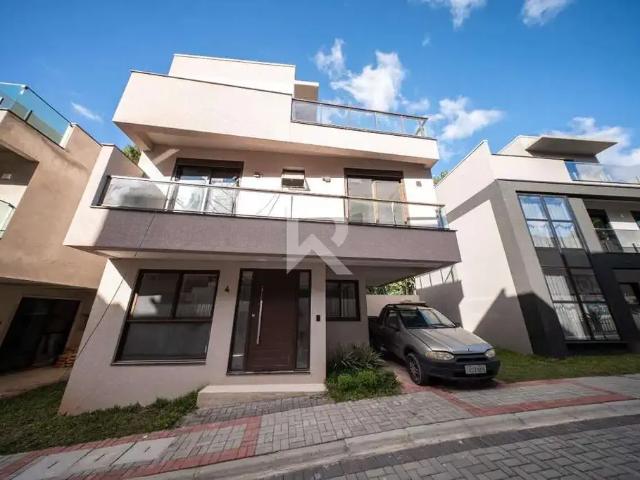 Casa / Sobrado para Locação em Curitiba/PR Santa Felicidade 3 Quartos