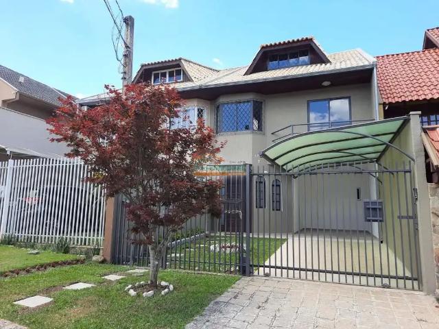 Casa / Sobrado para Locação em Curitiba/PR Santa Felicidade 3 Quartos