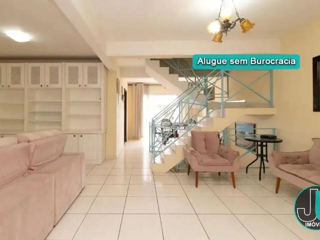 Casa / Sobrado para Locação em Curitiba/PR Santa Felicidade 3 Quartos