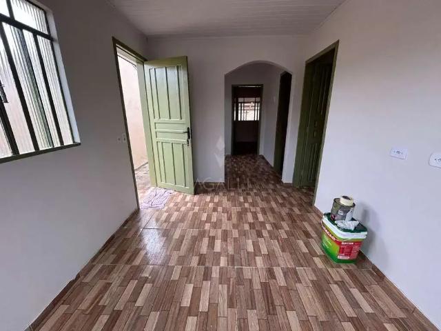 Casa / Sobrado para Locação em Curitiba/PR Sítio Cercado 2 Quartos