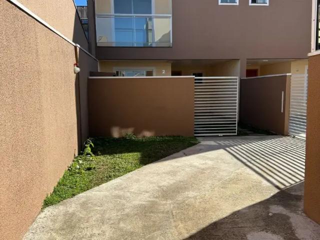 Casa / Sobrado para Locação em Curitiba/PR Sítio Cercado 2 Quartos