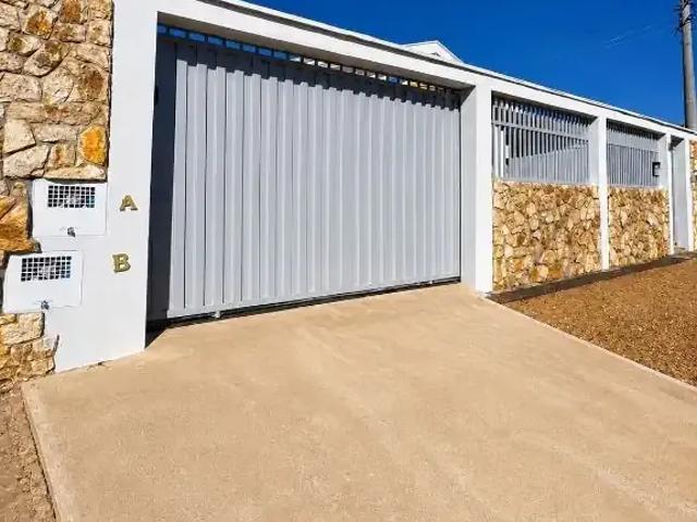 Casa / Sobrado para Locação em Americana/SP Cariobinha 2 Quartos