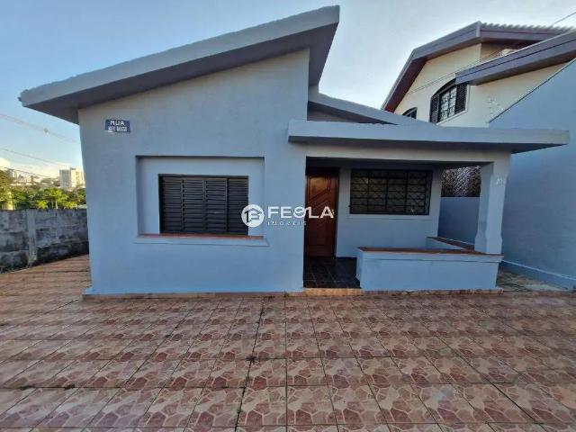 Casa / Sobrado para Locação em Americana/SP Chácara Machadinho I 3 Quartos