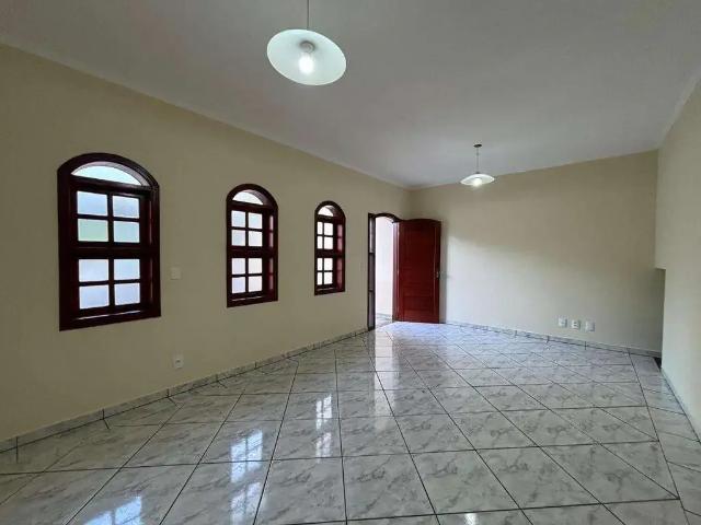 Casa / Sobrado para Locação em Americana/SP Jardim São Roque 3 Quartos