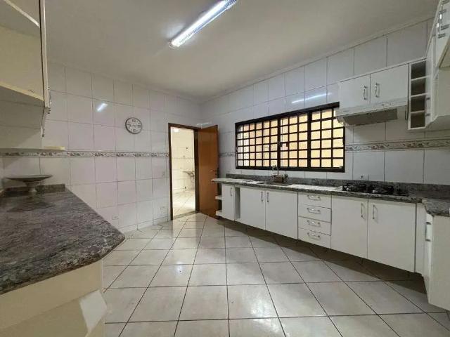 Casa / Sobrado para Locação em Americana/SP Nova Americana 4 Quartos