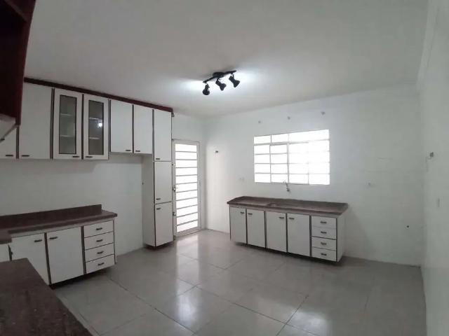 Casa / Sobrado para Locação em Americana/SP Santa Cruz 3 Quartos