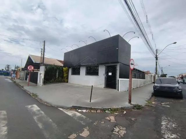 Casa / Sobrado para Locação em Américo Brasiliense/SP Centro