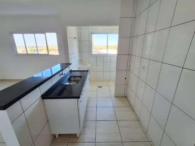 Casa / Sobrado para Locação em Américo Brasiliense/SP Jardim Santa Terezinha 2 Quartos