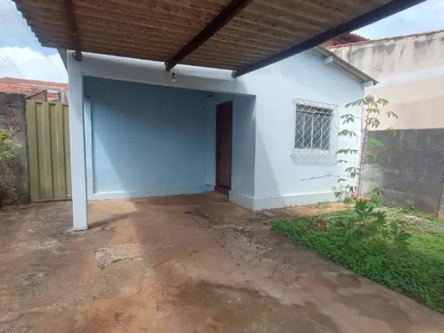 Casa / Sobrado para Locação em Anápolis/GO Vila Santa Isabel 2 Quartos