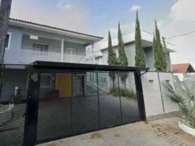 Casa / Sobrado para Locação em Águas de São Pedro/SP Centro 3 Quartos