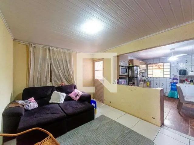 Casa / Sobrado para Locação em Alvorada/RS Aparecida 2 Quartos