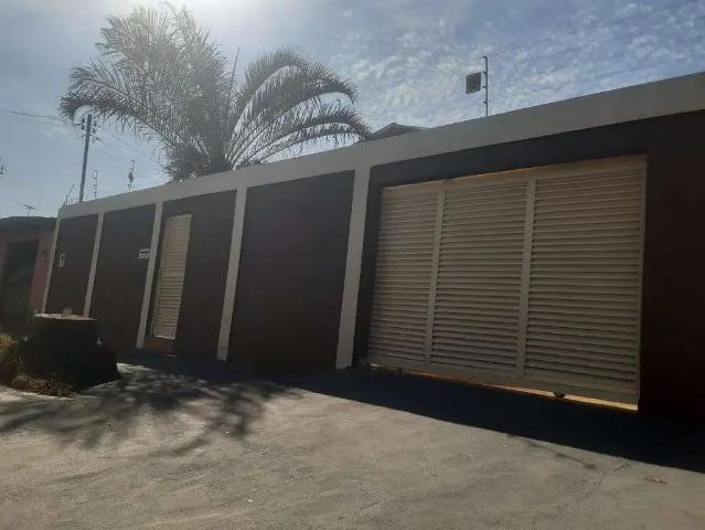 Casa / Sobrado para Locação em Aparecida de Goiânia/GO Cidade Vera Cruz 4 Quartos