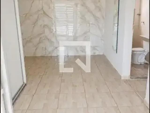 Casa / Sobrado para Locação em Aparecida de Goiânia/GO Conjunto Residencial Storil 4 Quartos