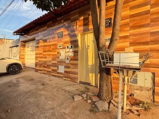 Casa / Sobrado para Locação em Aparecida de Goiânia/GO Jardim Ipiranga 2 Quartos