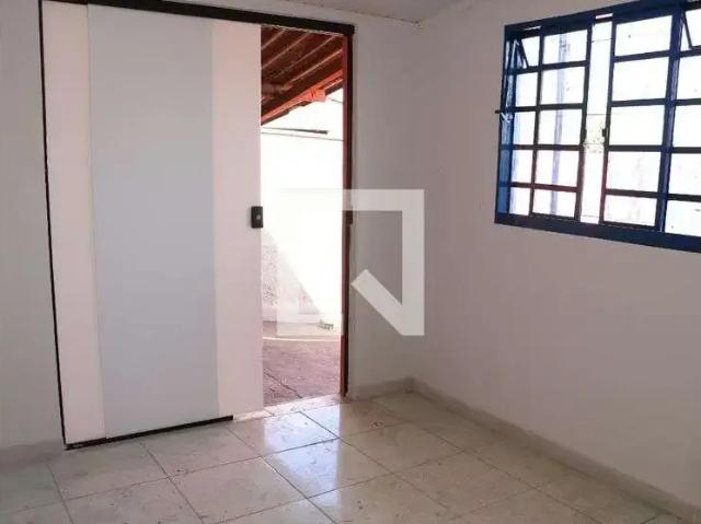 Casa / Sobrado para Locação em Aparecida de Goiânia/GO Residencial Santa Luzia 2 Quartos