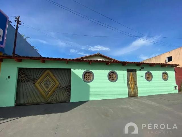 Casa / Sobrado para Locação em Aparecida de Goiânia/GO Sítios Santa Luzia 3 Quartos
