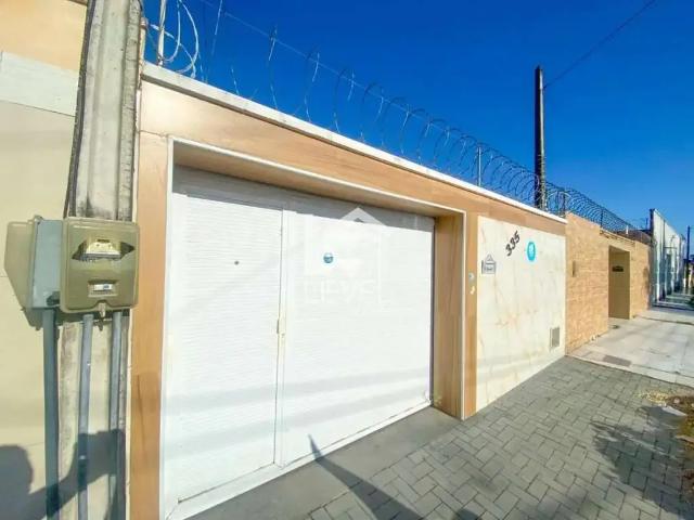 Casa / Sobrado para Locação em Aquiraz/CE Centro 2 Quartos
