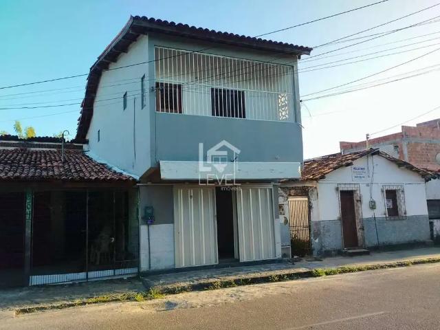 Casa / Sobrado para Locação em Aquiraz/CE Centro 3 Quartos