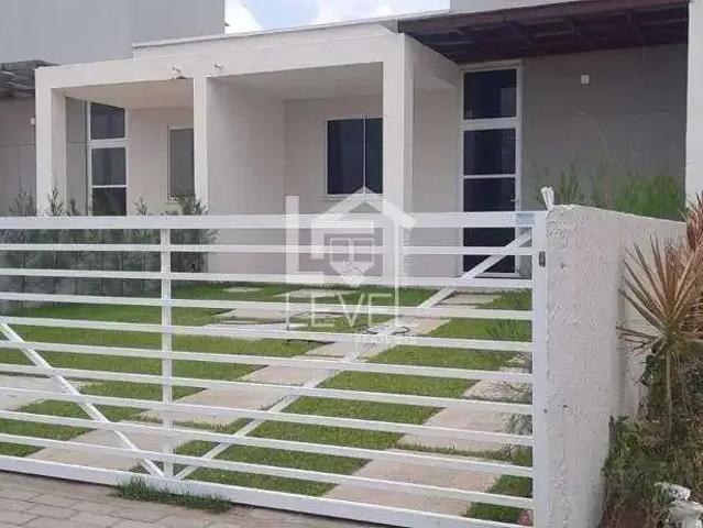 Casa / Sobrado para Locação em Aquiraz/CE Patacas 3 Quartos