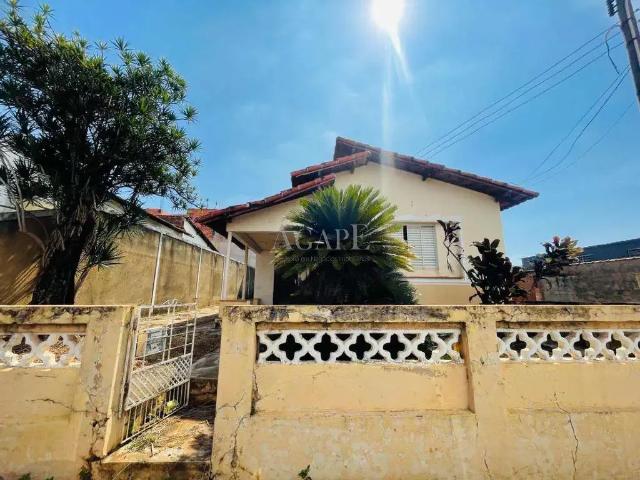 Casa / Sobrado para Locação em Artur Nogueira/SP Centro 3 Quartos