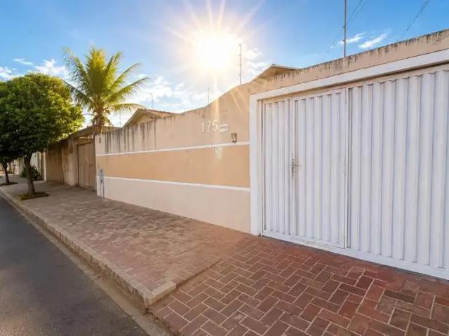 Casa / Sobrado para Locação em Artur Nogueira/SP Jardim Leonor 2 Quartos