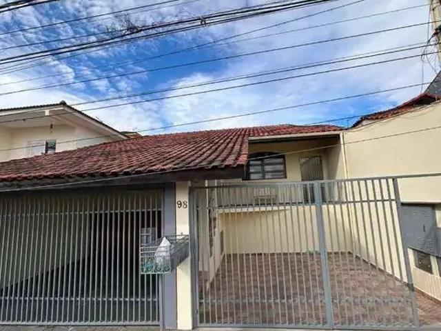 Casa / Sobrado para Locação em Arujá/SP Arujamérica 1 Quartos