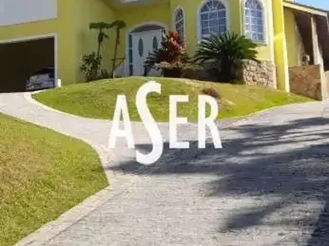 Casa / Sobrado para Locação em Arujá/SP Arujázinho I, II e III 3 Quartos