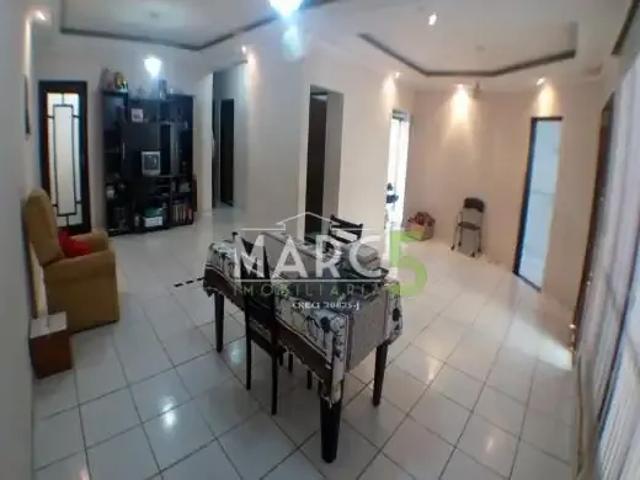 Casa / Sobrado para Locação em Arujá/SP Centro 3 Quartos