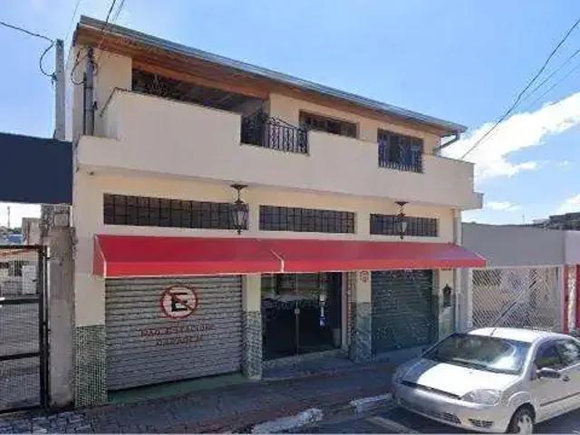 Casa / Sobrado para Locação em Arujá/SP Centro 2 Quartos