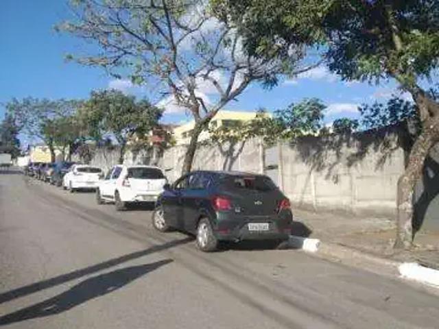 Casa / Sobrado para Locação em Arujá/SP Centro Industrial de Arujá