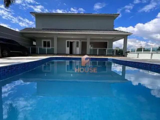 Casa / Sobrado para Locação em Arujá/SP Jardim Santo Antônio 3 Quartos