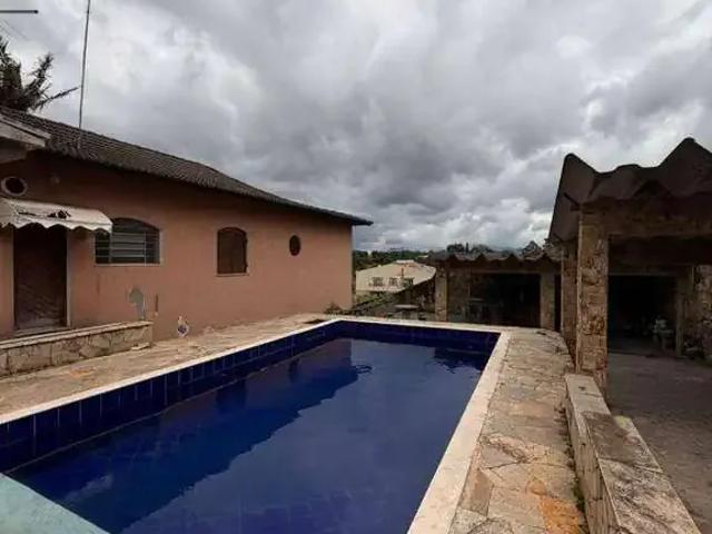 Casa / Sobrado para Locação em Arujá/SP Jardim Renata 3 Quartos