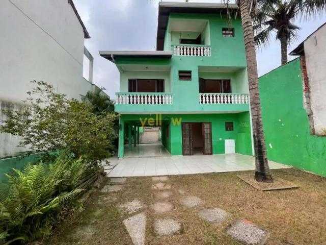 Casa / Sobrado para Locação em Arujá/SP Jordanópolis 3 Quartos