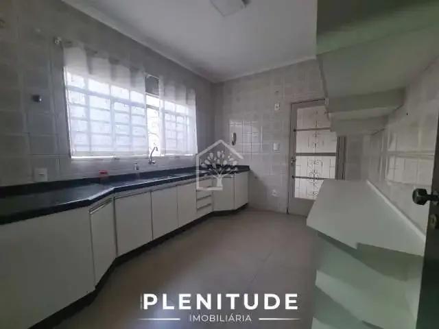 Casa / Sobrado para Locação em Araçatuba/SP Conjunto Habitacional Hilda Mandarino 3 Quartos