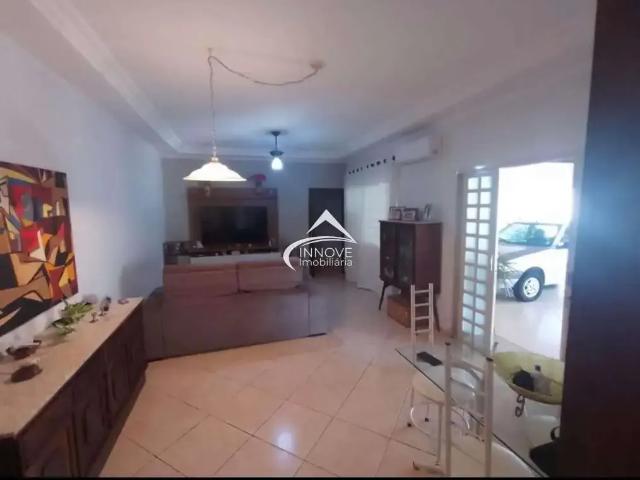 Casa / Sobrado para Locação em Araçatuba/SP Dona Amélia 3 Quartos
