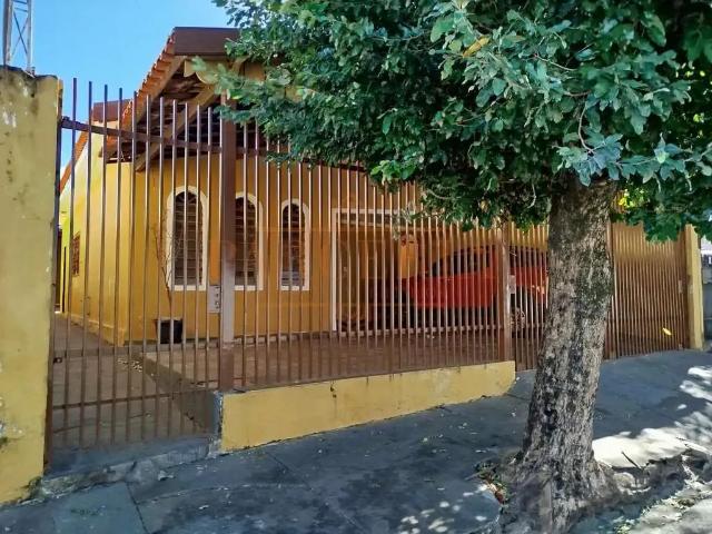 Casa / Sobrado para Locação em Araçatuba/SP Dona Amélia 2 Quartos