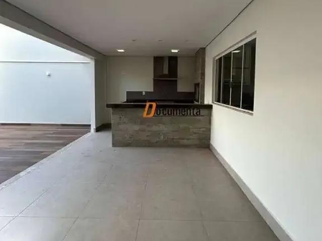 Casa / Sobrado para Locação em Araçatuba/SP Ipanema 4 Quartos