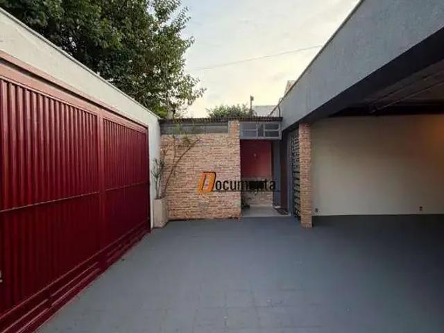 Casa / Sobrado para Locação em Araçatuba/SP Jardim Sumaré 5 Quartos