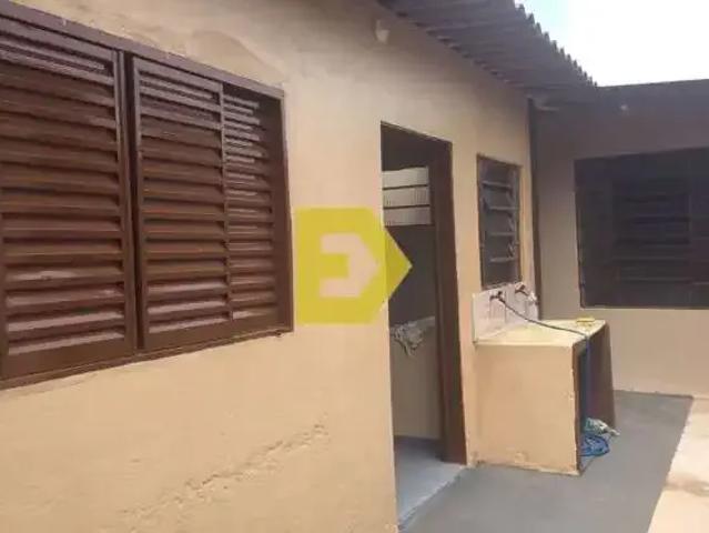 Casa / Sobrado para Locação em Araçatuba/SP São Sebastião 2 Quartos