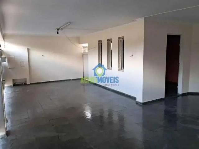 Casa / Sobrado para Locação em Araçatuba/SP Santana 4 Quartos