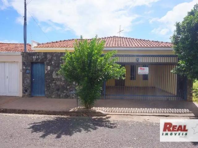 Casa / Sobrado para Locação em Araçatuba/SP Presidente 3 Quartos