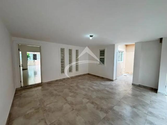 Casa / Sobrado para Locação em Araçatuba/SP Vila Bandeirantes 3 Quartos