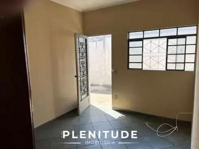Casa / Sobrado para Locação em Araçatuba/SP Vila Santo Antônio 2 Quartos