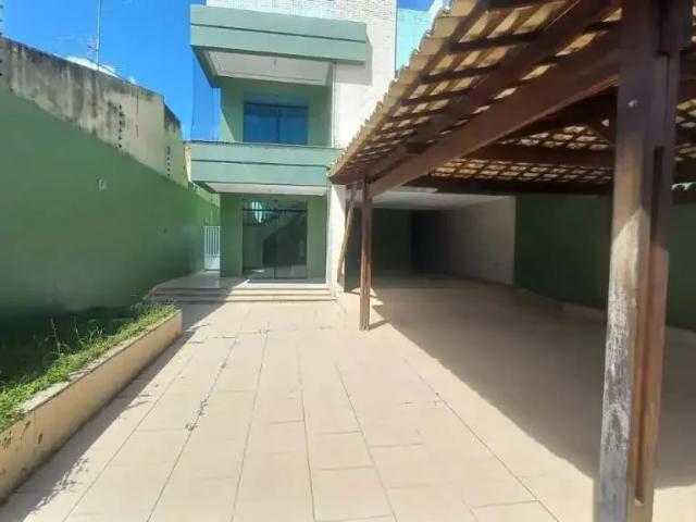 Casa / Sobrado para Locação em Aracaju/SE Jabotiana 5 Quartos