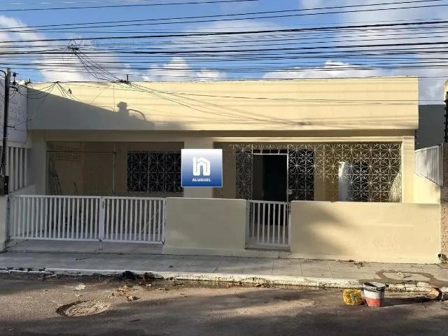 Casa / Sobrado para Locação em Aracaju/SE Luzia 5 Quartos