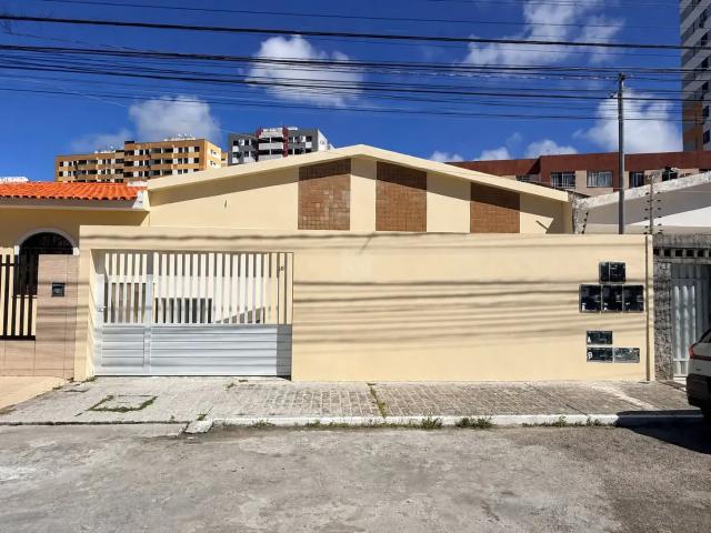 Casa / Sobrado para Locação em Aracaju/SE Suíssa 3 Quartos