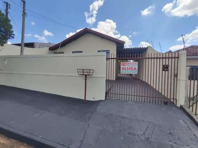Casa / Sobrado para Locação em Arapongas/PR Conjunto Del Condor 2 Quartos