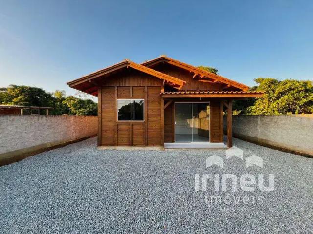 Casa / Sobrado para Locação em Araquari/SC Zona Rural 2 Quartos